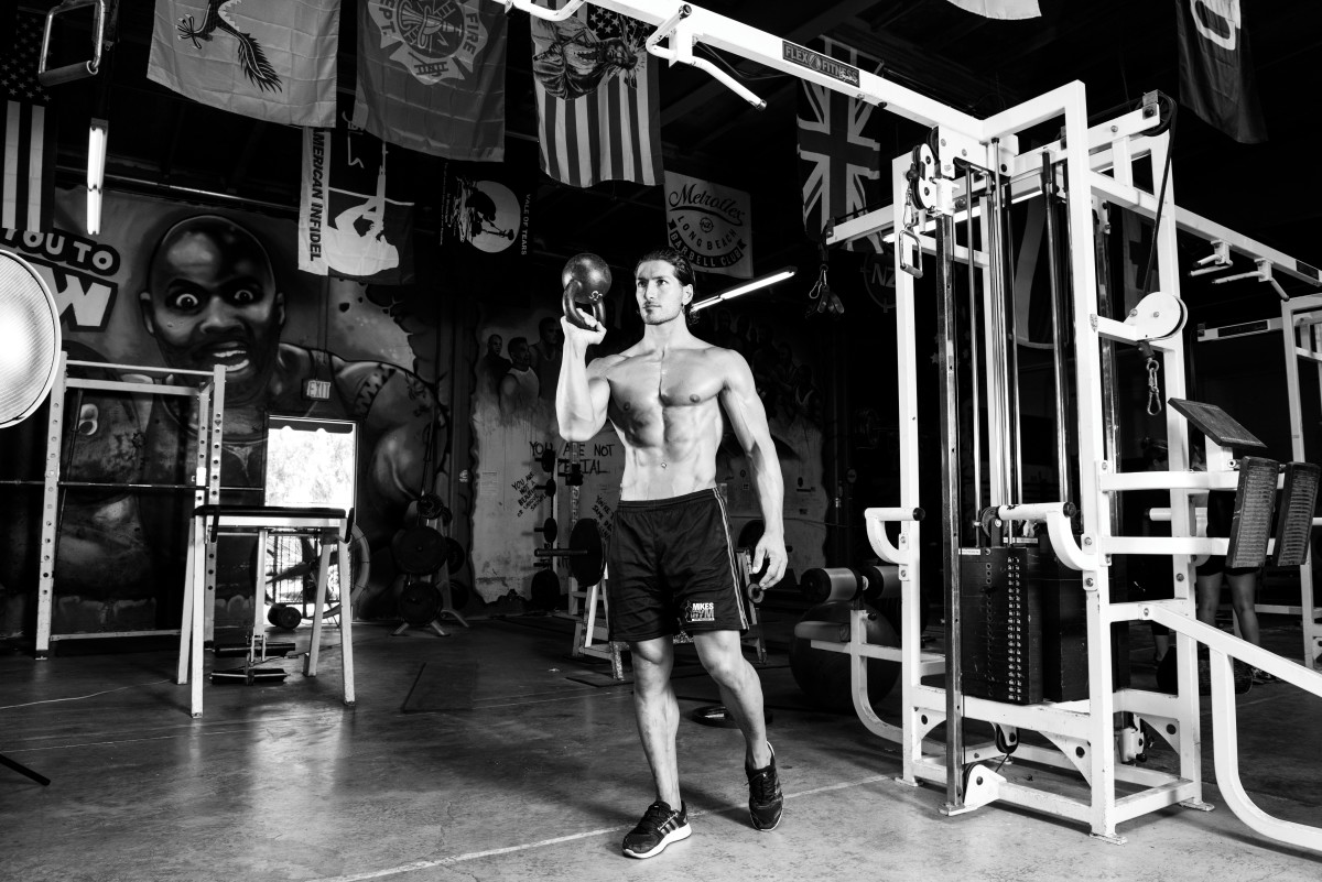 Crazy Abs with Ako Rahim
